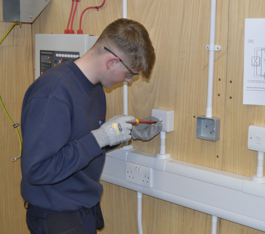 Apprenticeships - PPS Electrical